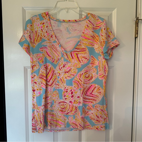 Lilly Pulitzer | Tops | Lilly Pulitzer Shell Vneck Top | Poshmark